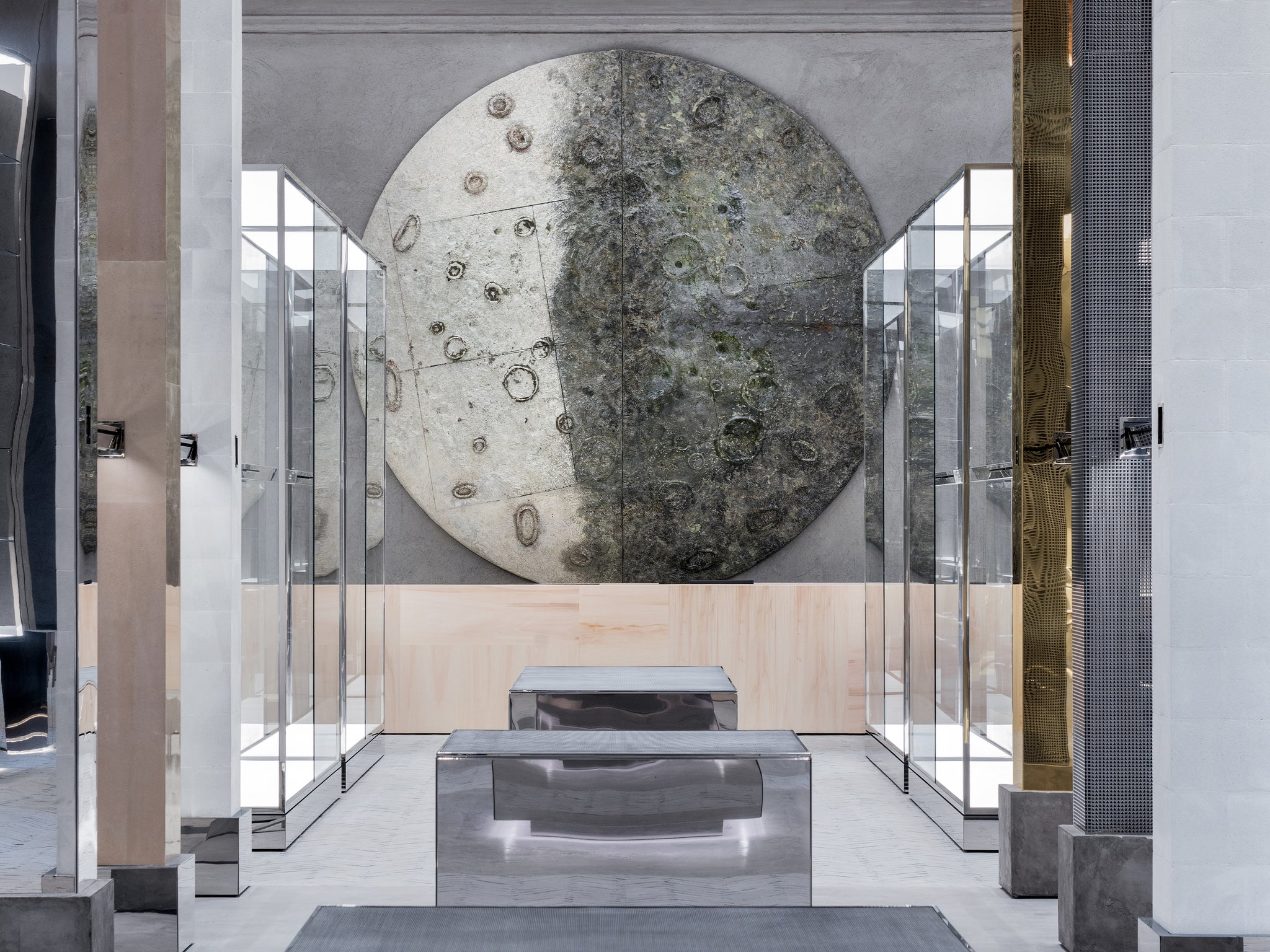 Stores: ANTONIA WORLD