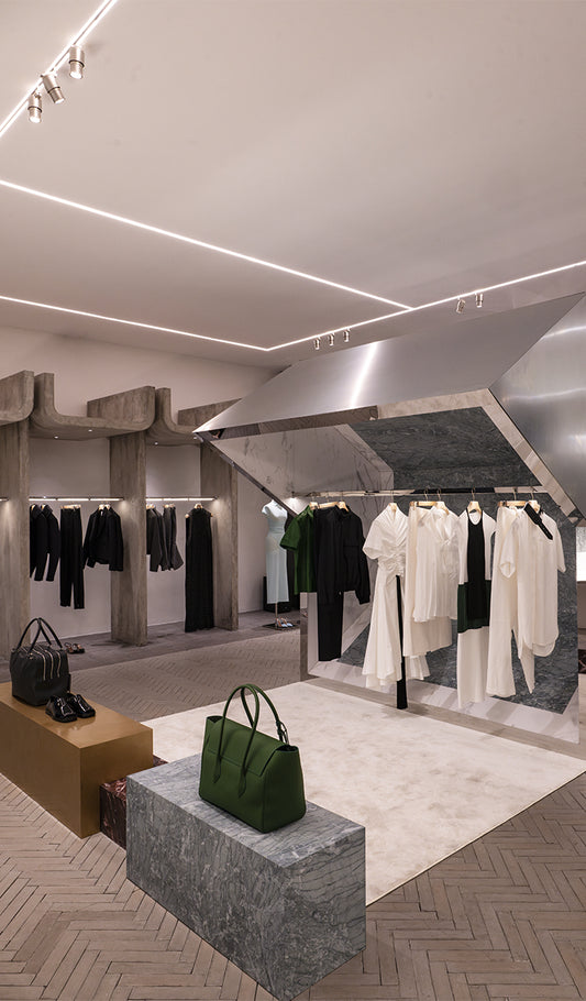 Antonia Milano | Exclusive clothing for men and women | Online store