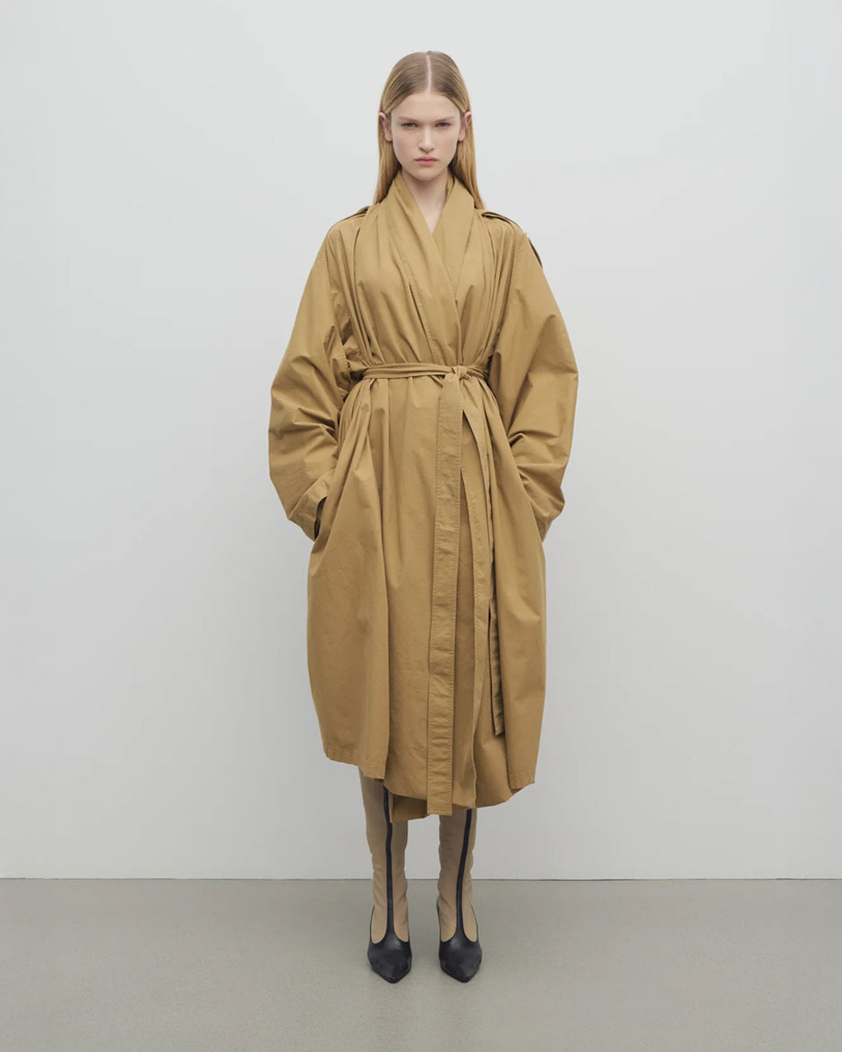 Antonia Milano | Exclusive clothing for men and women | Online store